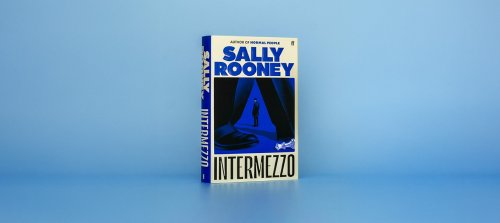 Intermezzo: Transformasi Visual Desain Buku Sally Rooney | Grafis Masa Kini